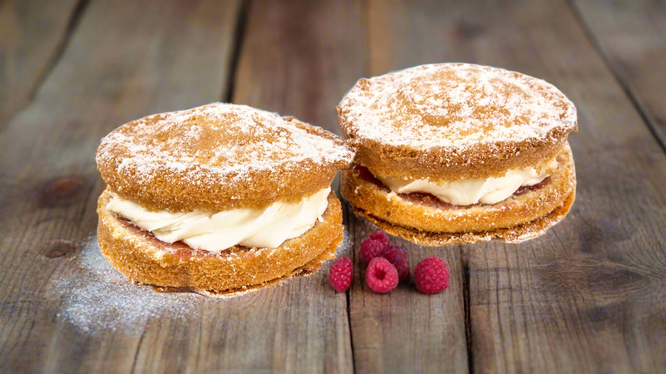 Mini Victoria Sandwich x 2 – Luke Evans Bakery